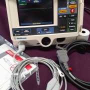 Stryker Physio Control Lifepak 20 with 3 Lead, AED, Pacing Manual ...
